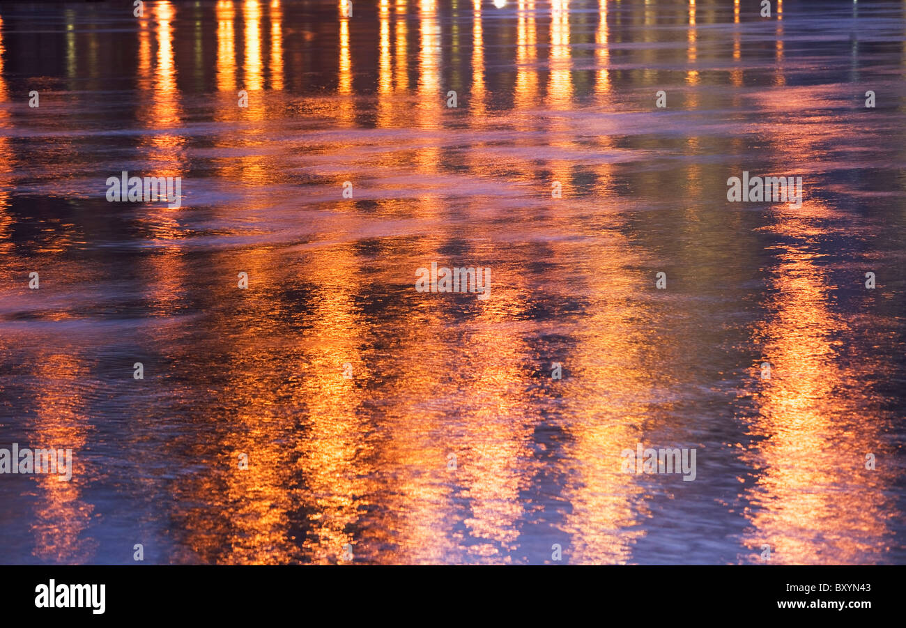 Horizontal reflection light effect hi-res stock photography and images ...