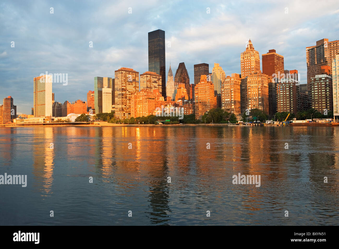 Skyline at sunset Stock Photo - Alamy