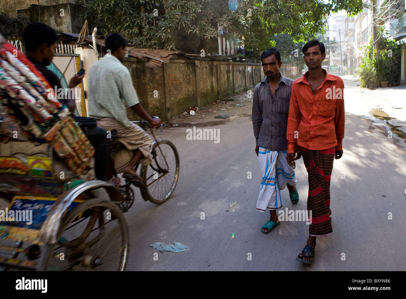 Street in old dhaka bangladesh hi-res stock photography and images - Alamy