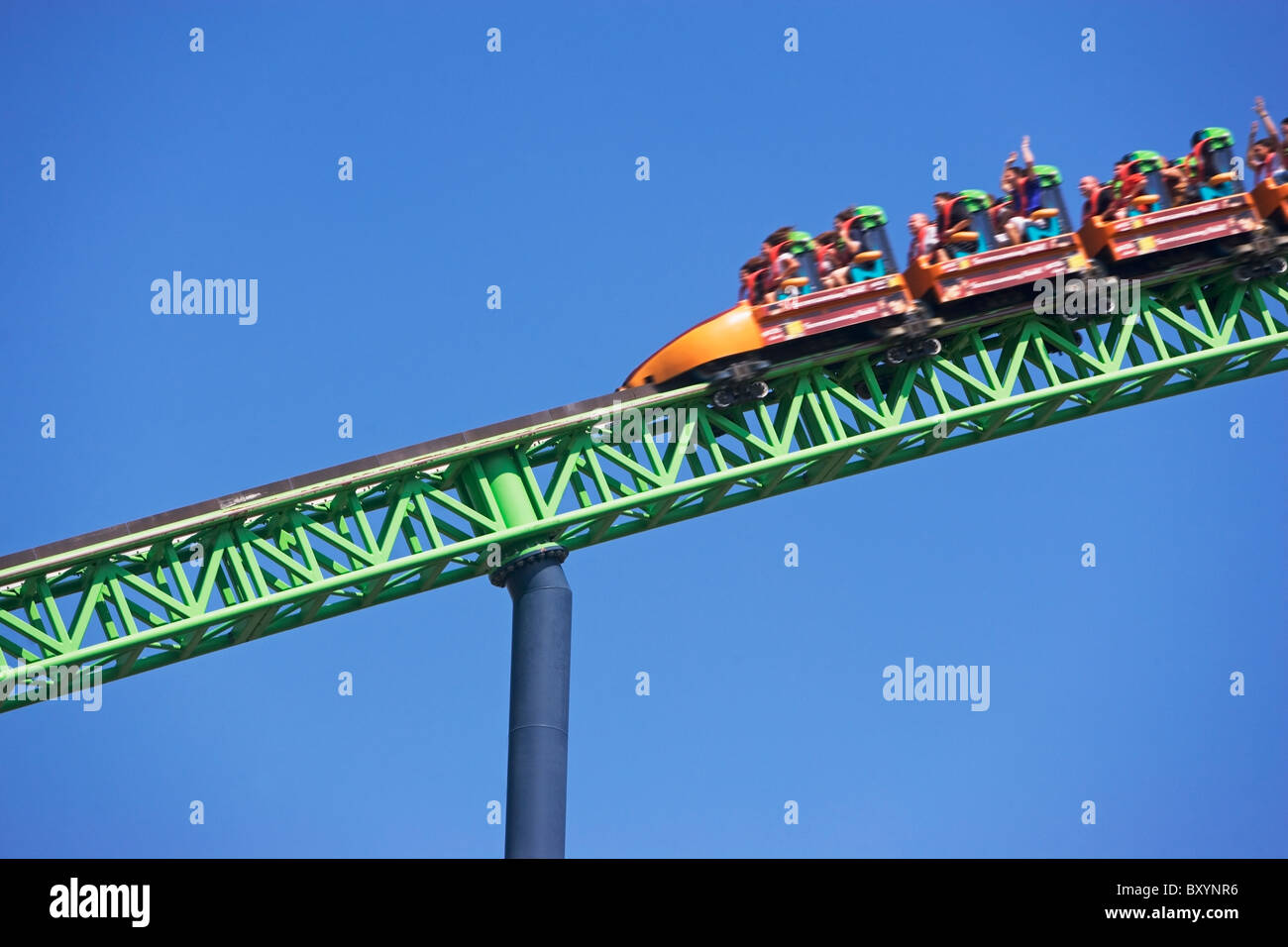 Rollercoaster amusement park hi-res stock photography and images - Alamy
