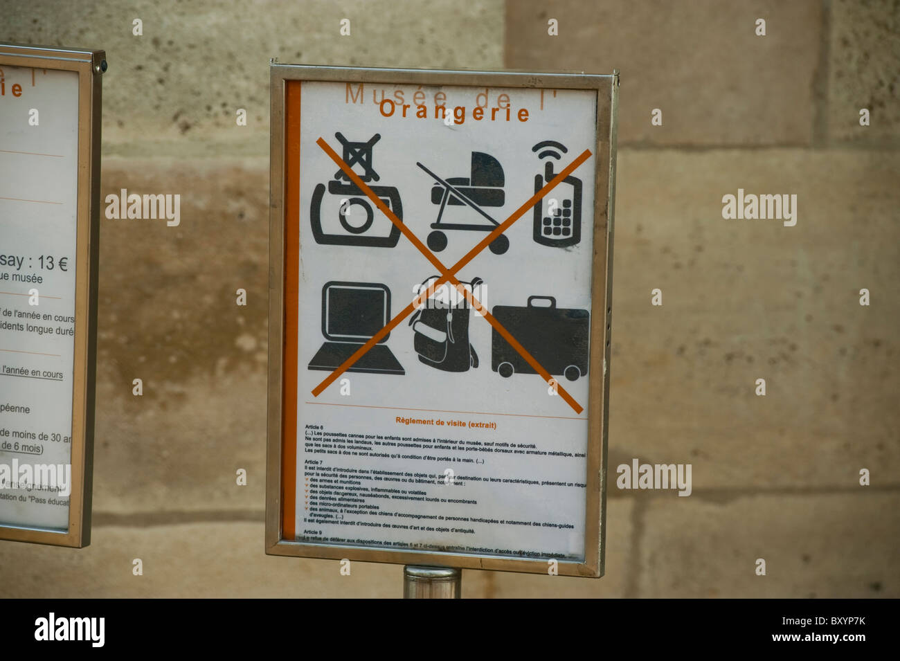 No photography sign orangerie museum hi-res stock photography and ...