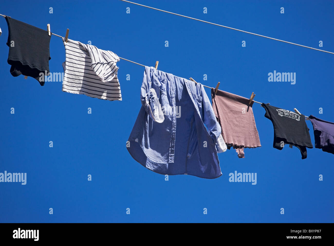 New york laundry hi-res stock photography and images - Alamy