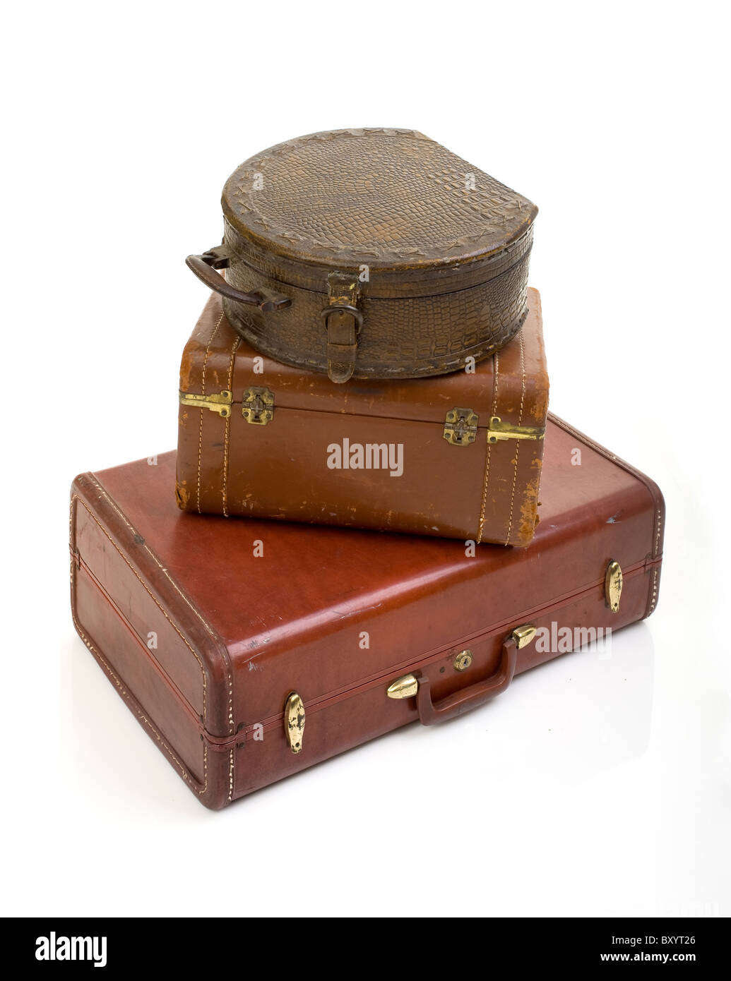 Pile of luggage at port hi-res stock photography and images - Alamy
