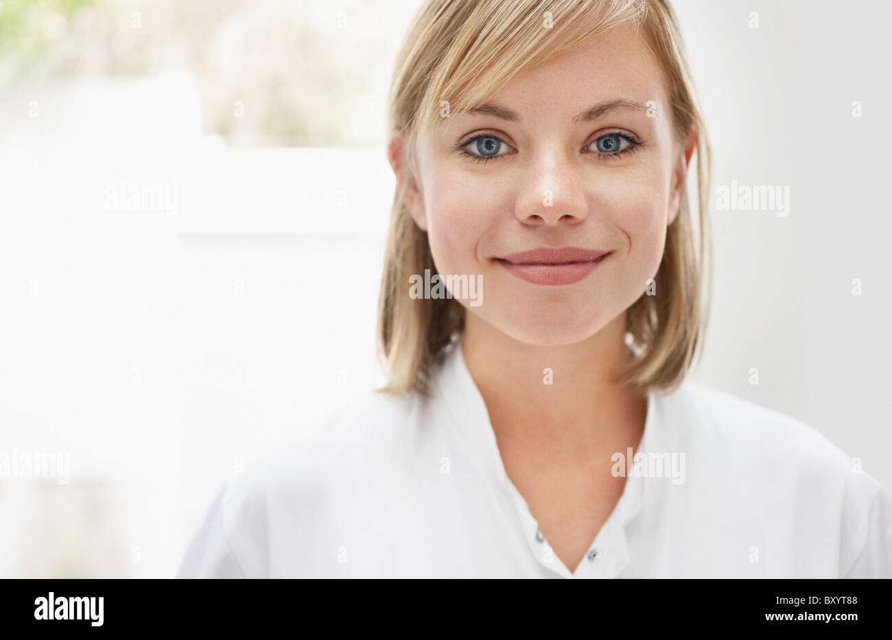 Blonde nurse africa hi-res stock photography and images - Alamy Blonde nurse africa hi-res stock photography and images - Alamy