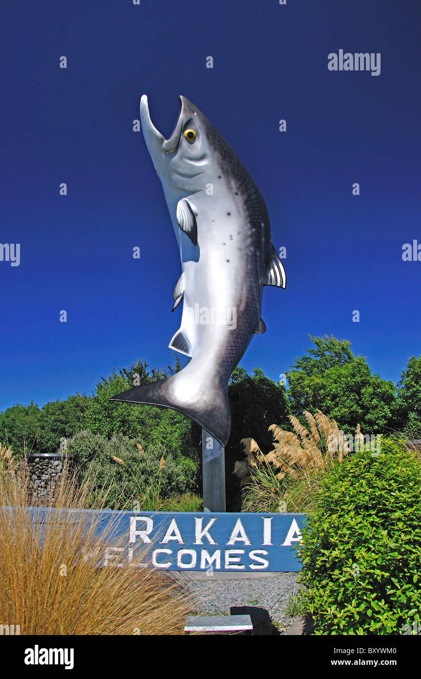 Rakaia Giant Salmon Statue, Rakaia, Canterbury, South Island, New ...