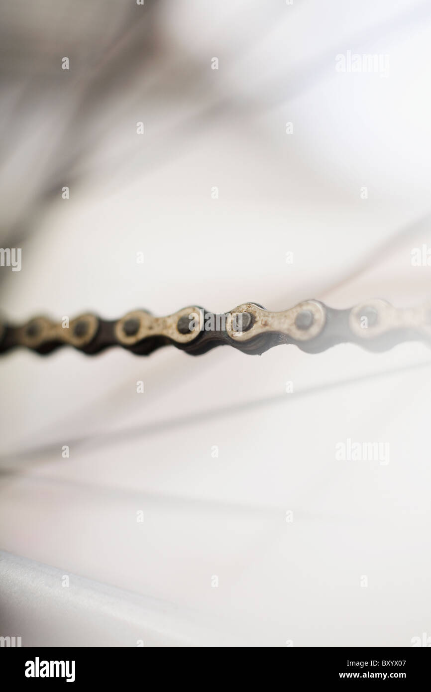 Chain lines hi-res stock photography and images - Alamy