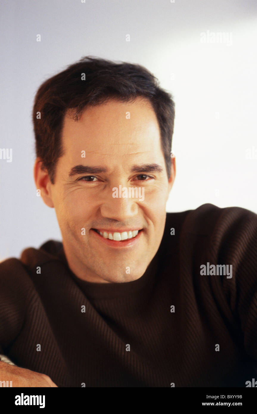 Man 40s face towards camera hi-res stock photography and images - Alamy