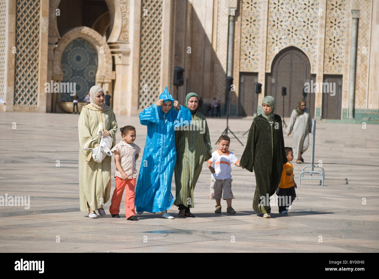 Visits moroccan family hi-res stock photography and images - Alamy
