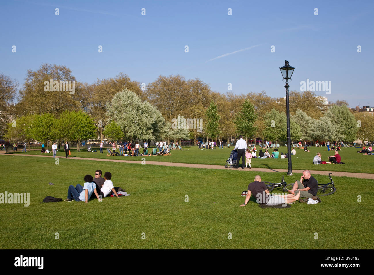 Hyde park hi-res stock photography and images - Alamy