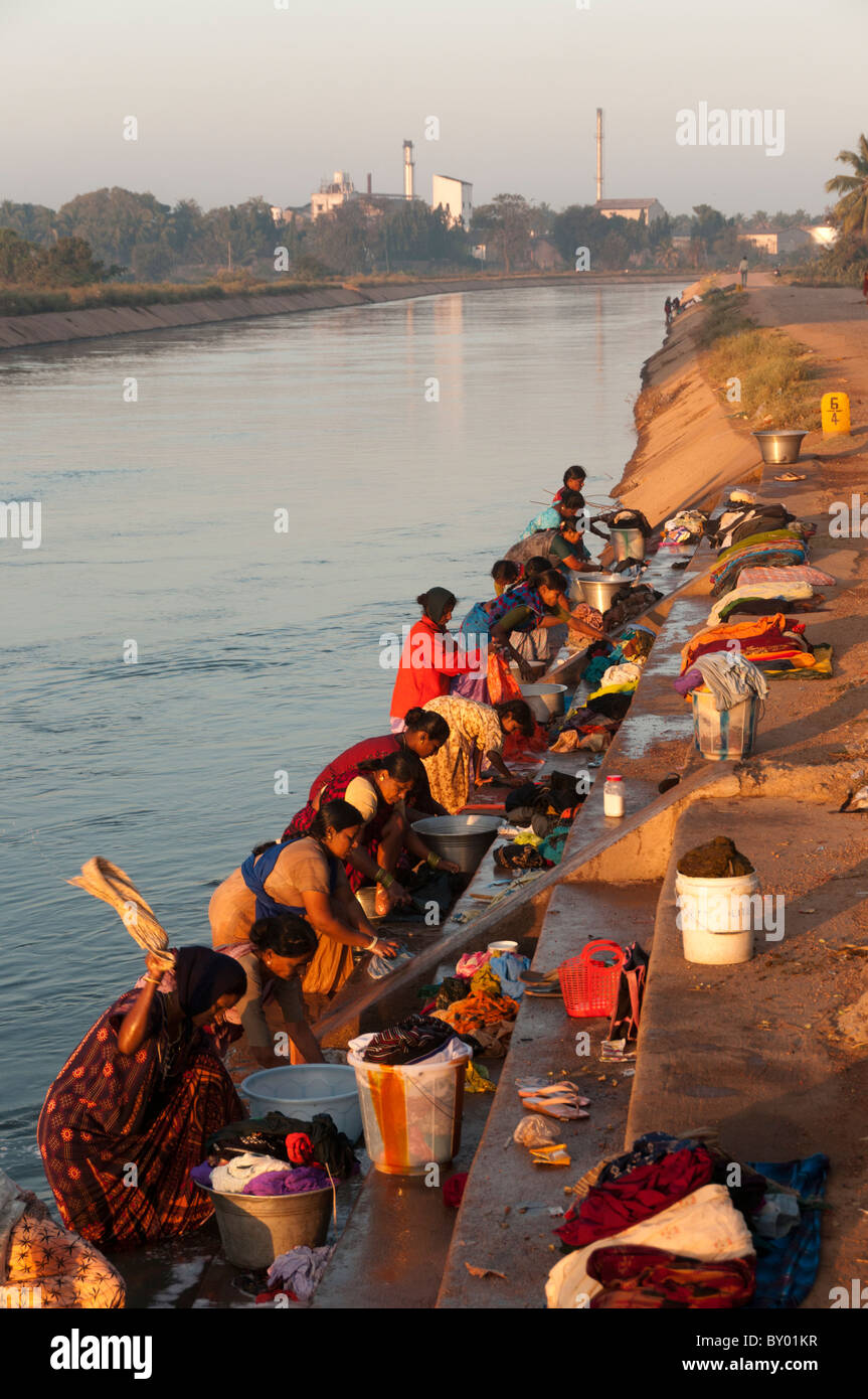 Washing clothes in a river hi-res stock photography and images - Alamy
