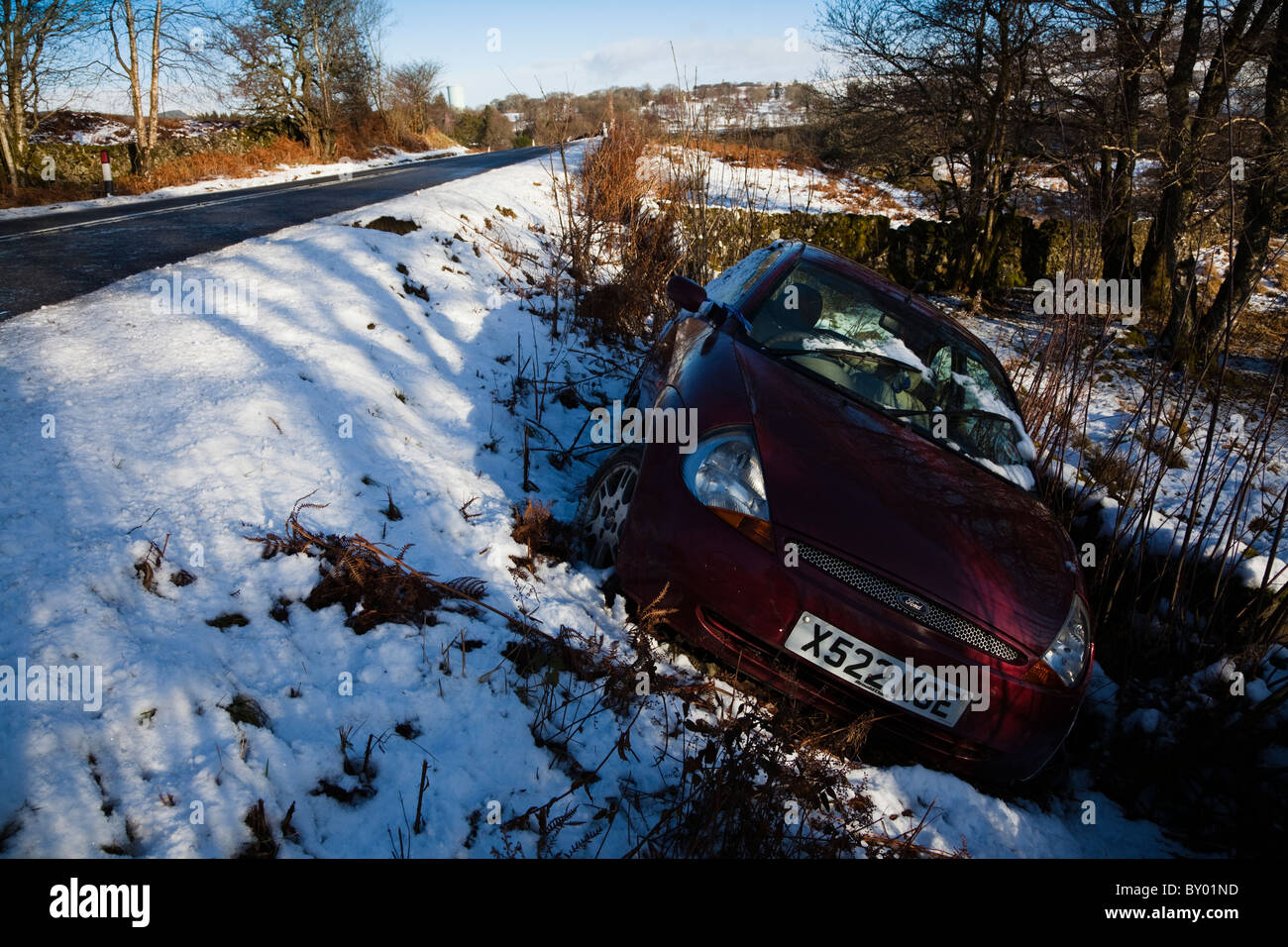 Car smash wall hi-res stock photography and images - Alamy