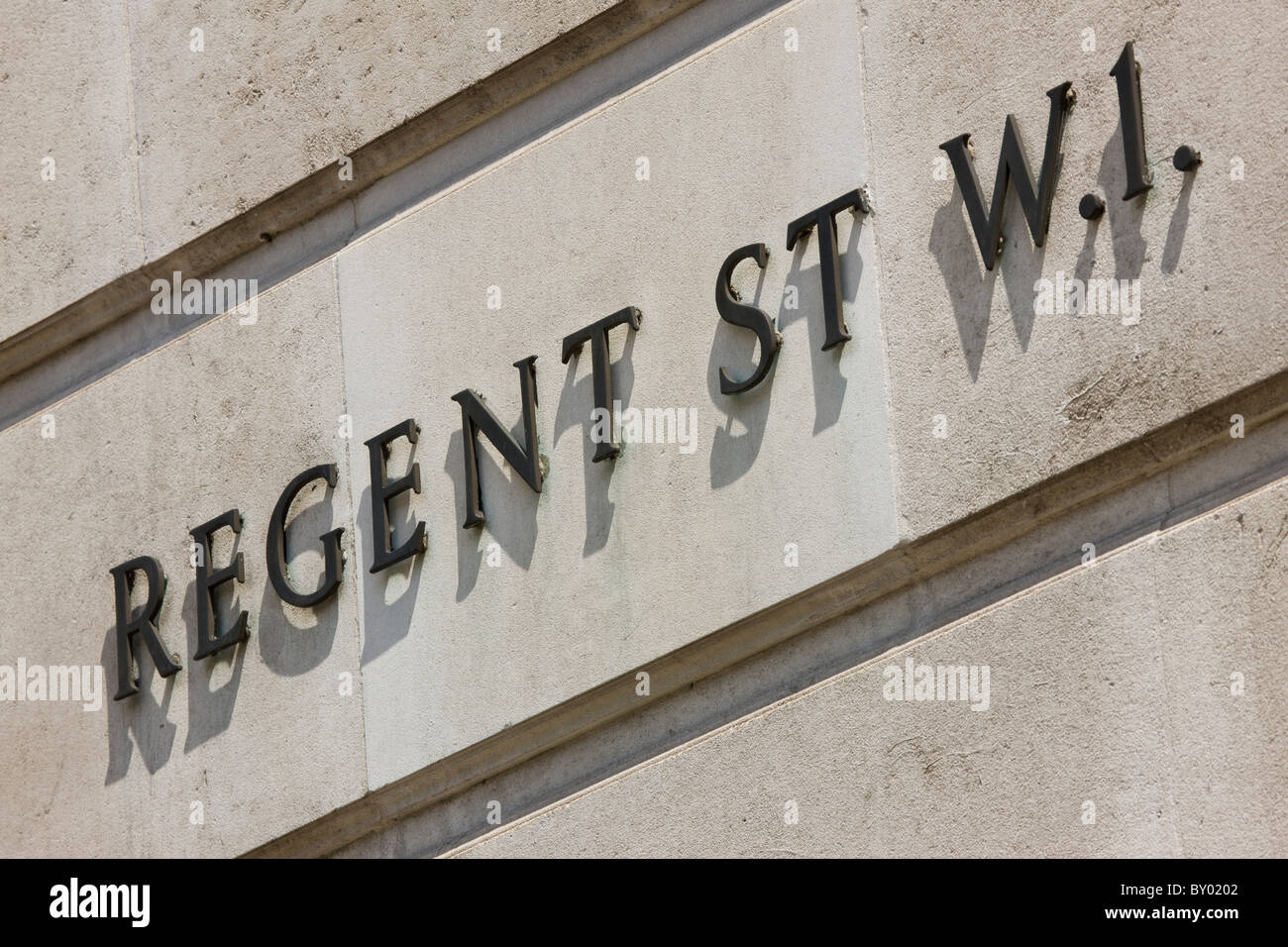 Regents street sign hi-res stock photography and images - Alamy