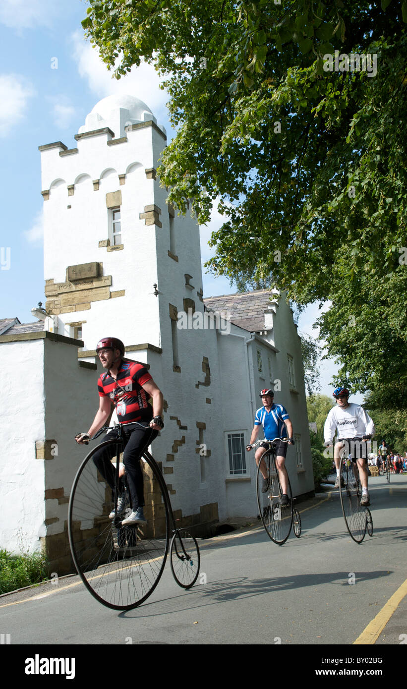 Racing penny farthing hi-res stock photography and images - Alamy