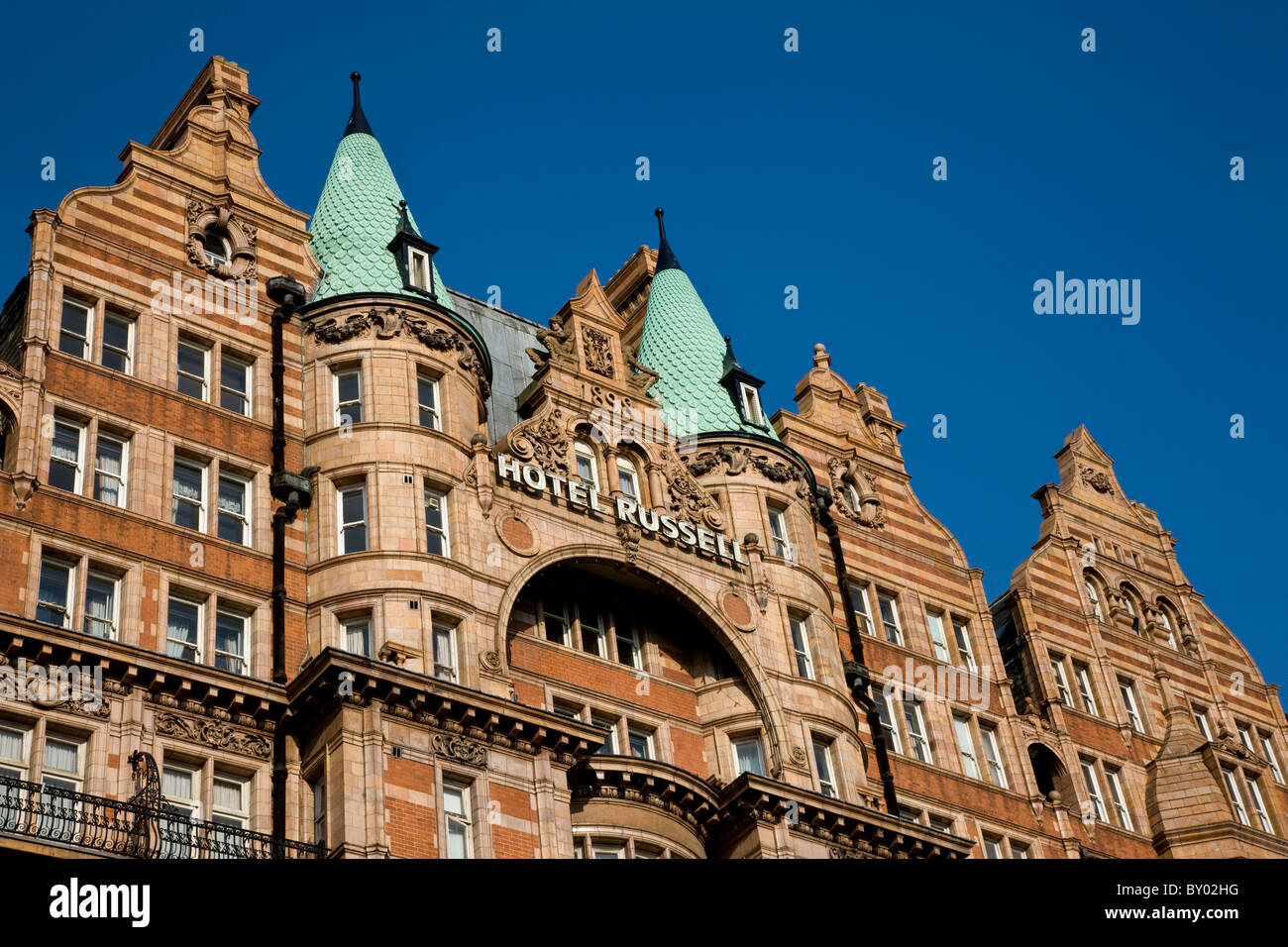 Russell square london uk hi-res stock photography and images - Alamy