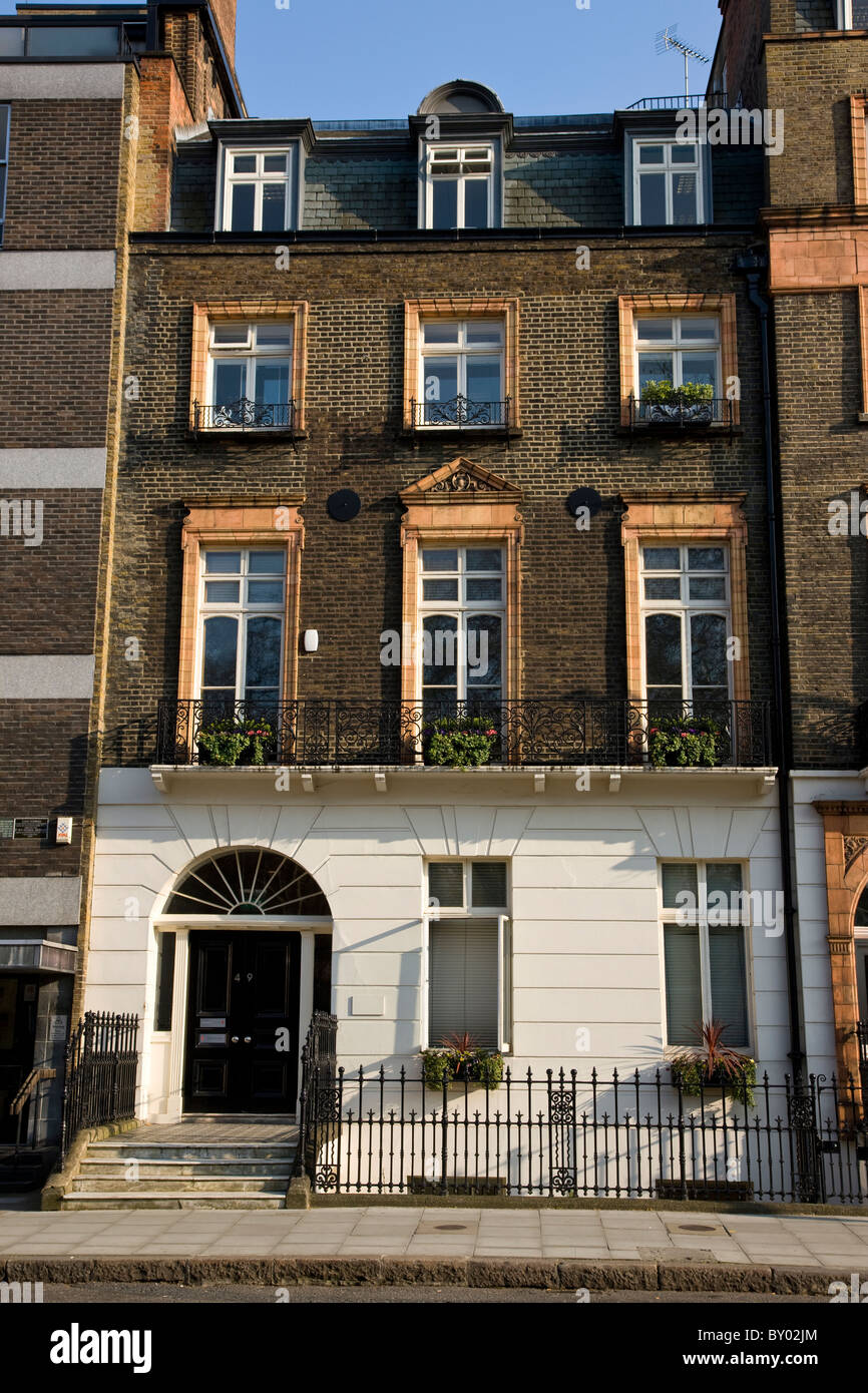 Russell square hi-res stock photography and images - Alamy