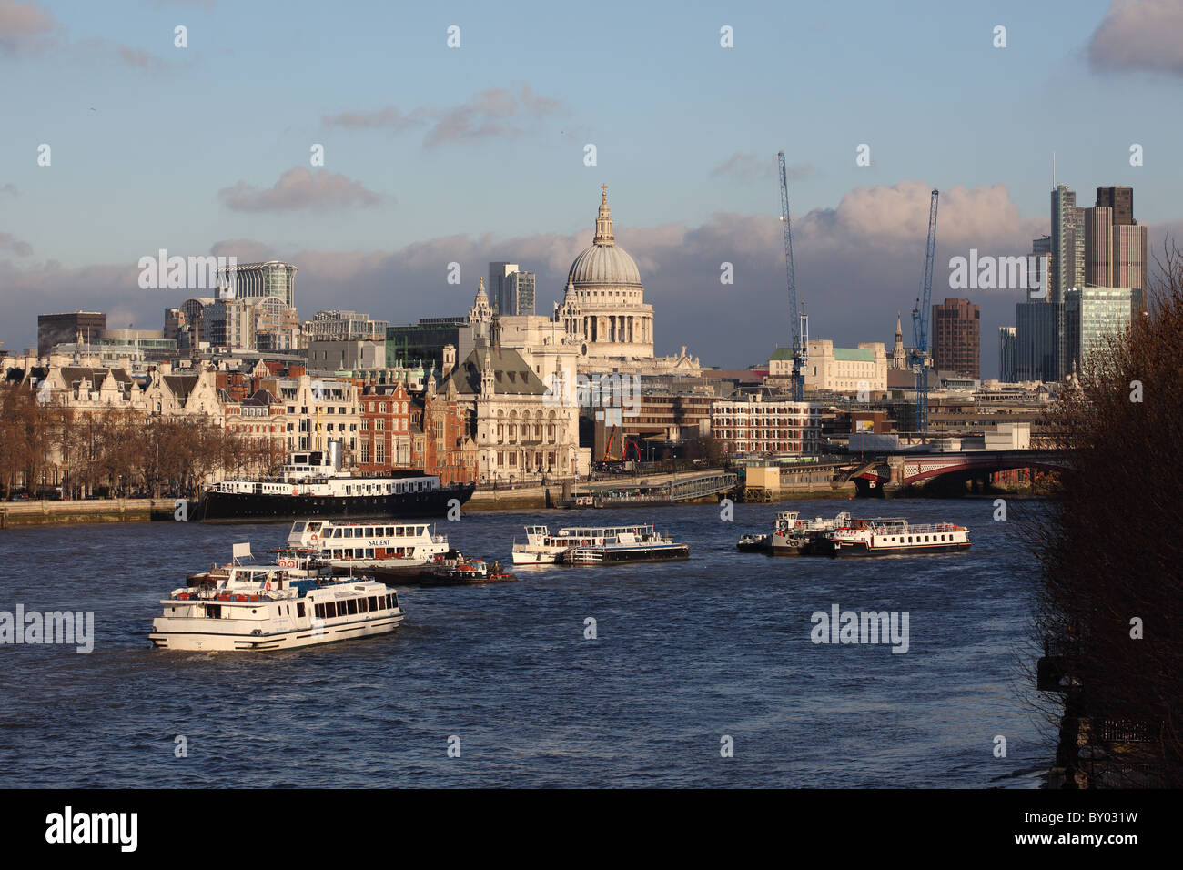 A view across the river Thames to St Paul's Cathedral Stock Photo - Alamy