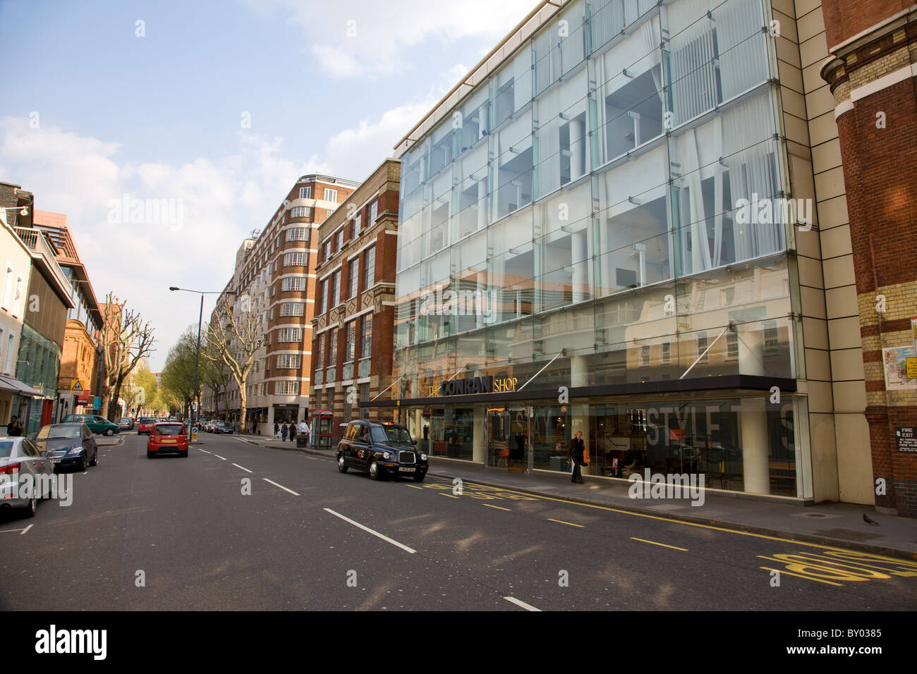 Shop house exterior hi-res stock photography and images - Alamy
