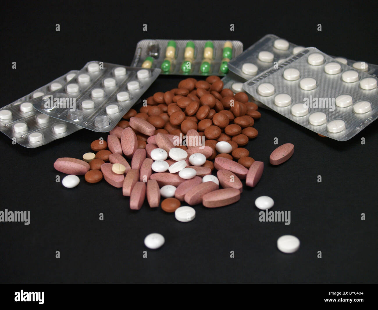 Uk medicine packets hi-res stock photography and images - Alamy