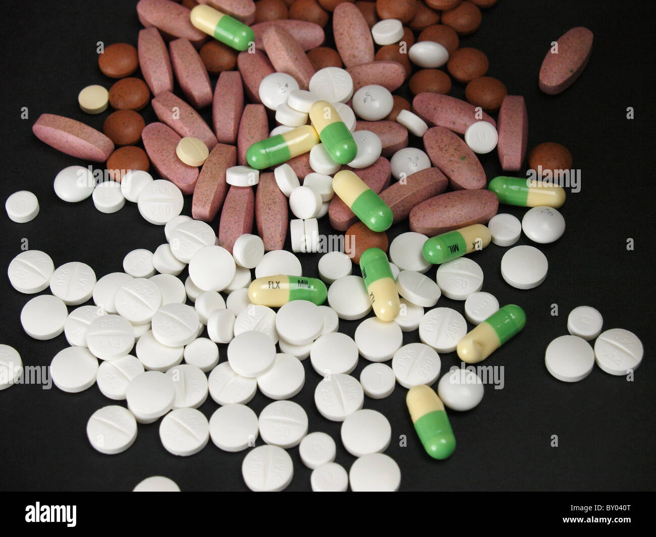Vitamin and medicine tablets, UK Stock Photo - Alamy