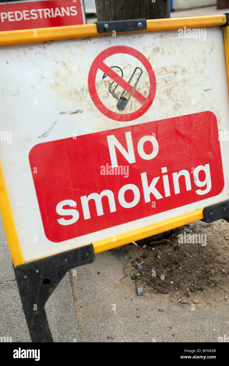 No smoking sign at roadworks UK Stock Photo - Alamy