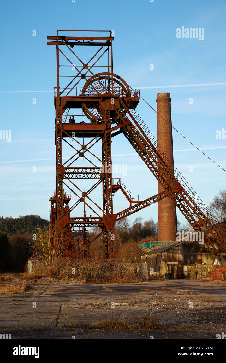 Winding gear coal mine hi-res stock photography and images - Alamy