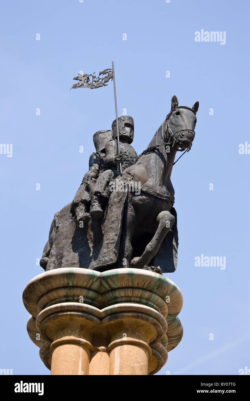 Knights flag hi-res stock photography and images - Alamy