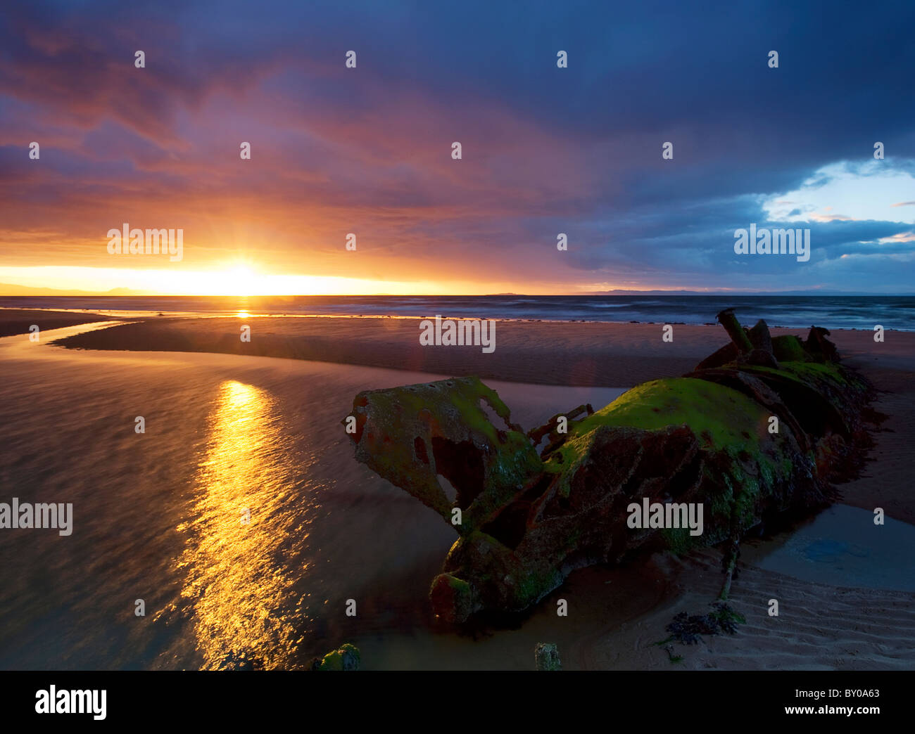 Mini submarine hi-res stock photography and images - Alamy