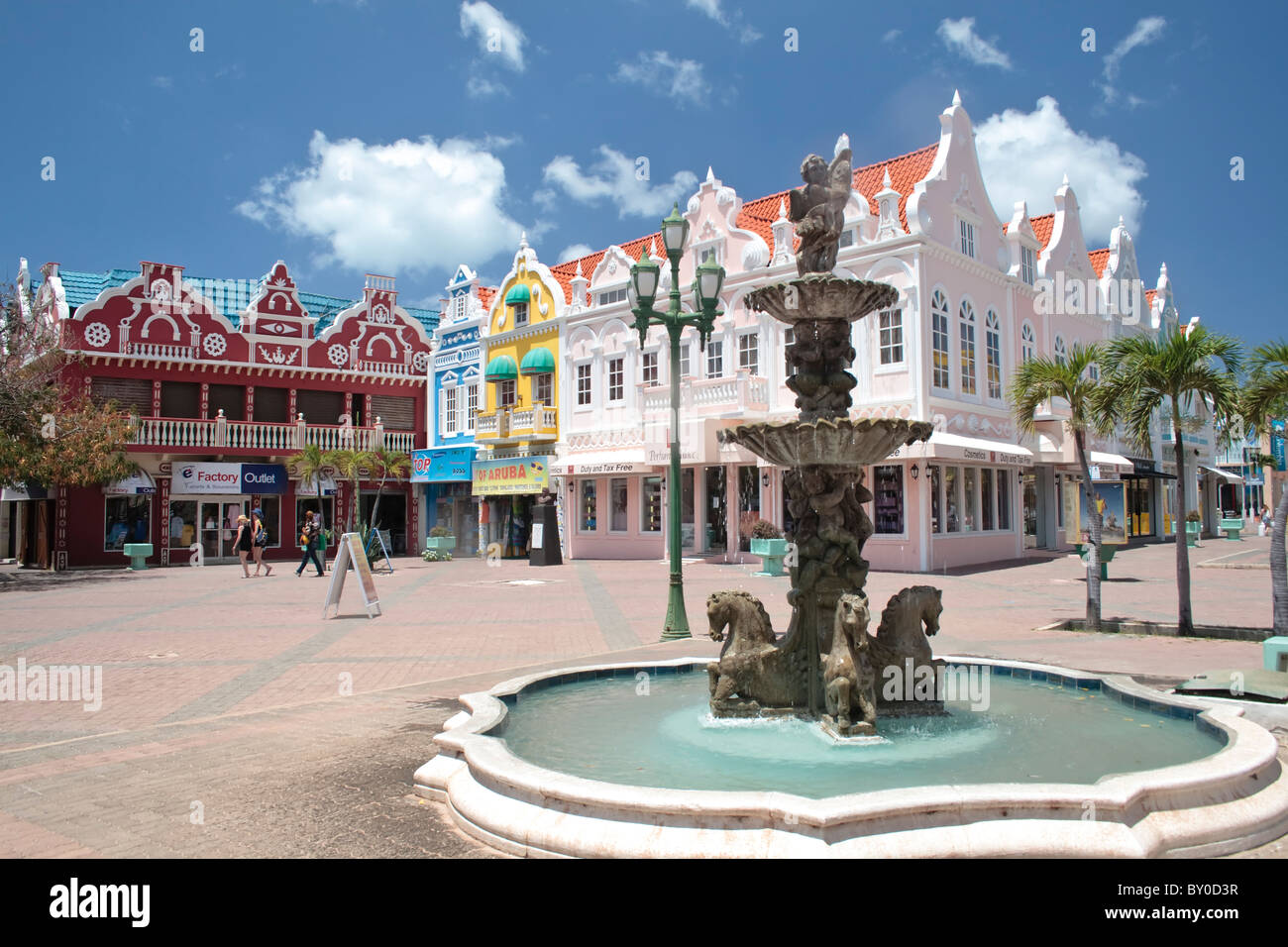 Fountain in the outdoor plaza Holland Aruba Mall Oranjestad Aruba Stock ...