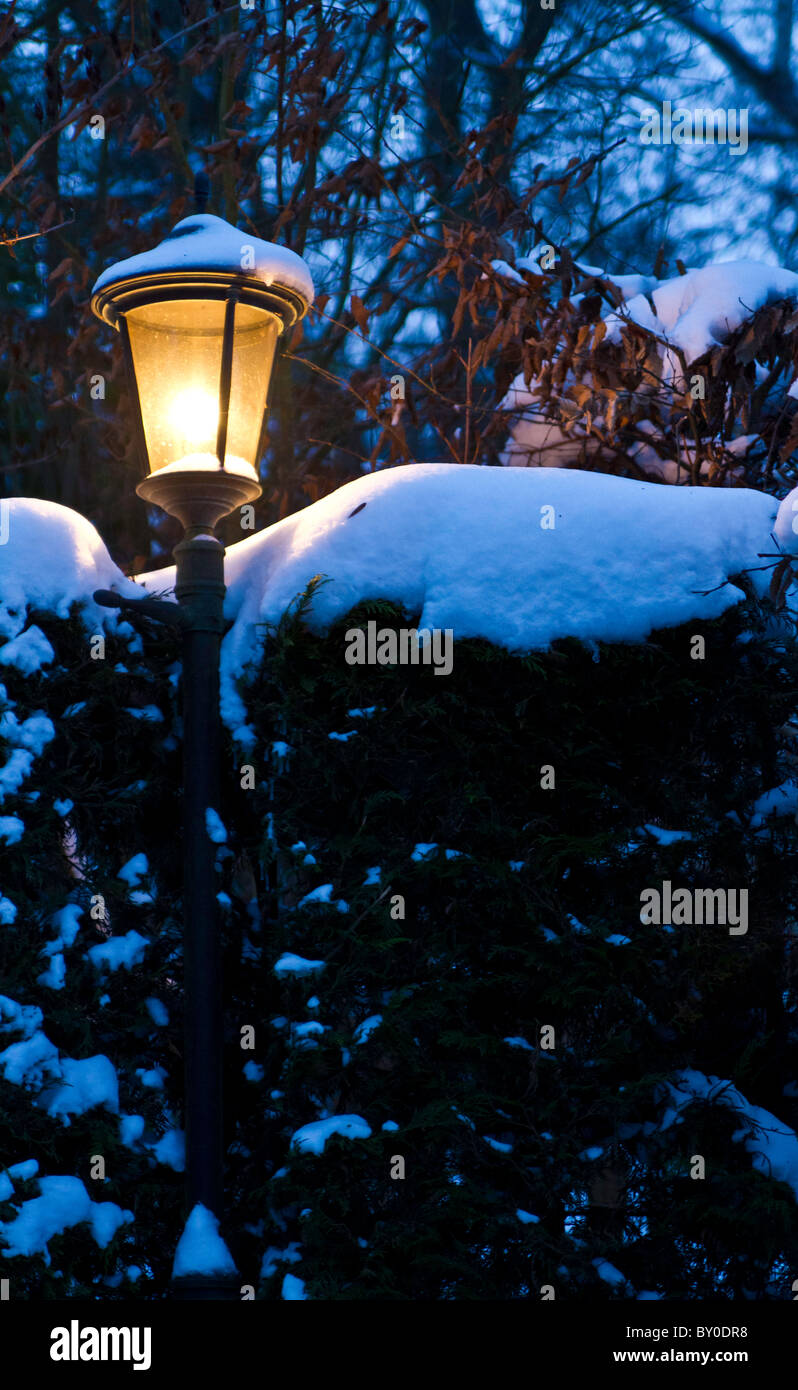 Lighting up snow hi-res stock photography and images - Alamy