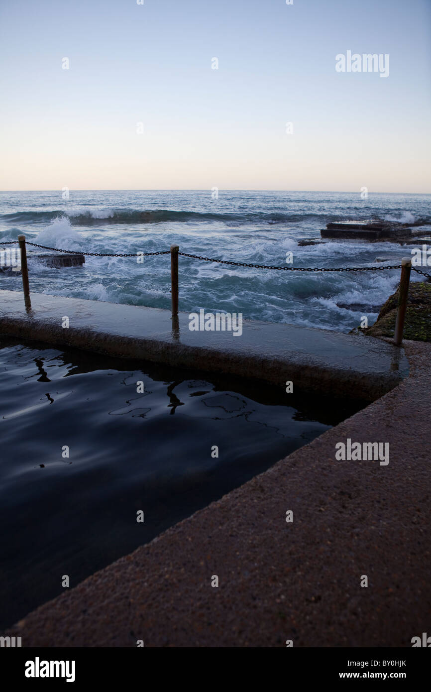 Avalon Pool at dusk, Avalon Beach, Sydney, Australia Stock Photo - Alamy