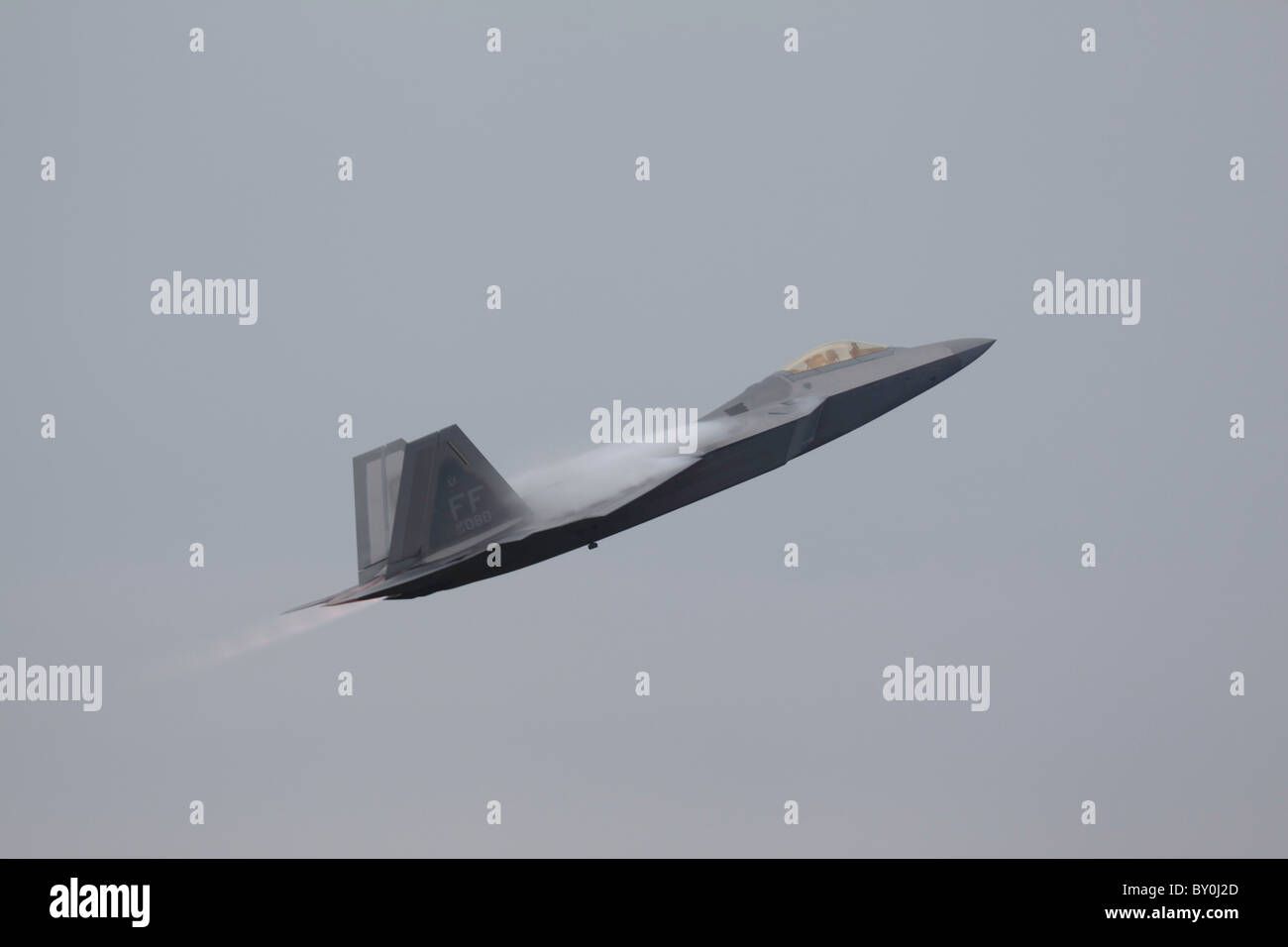 F-22 Raptor in afterburner Stock Photo - Alamy