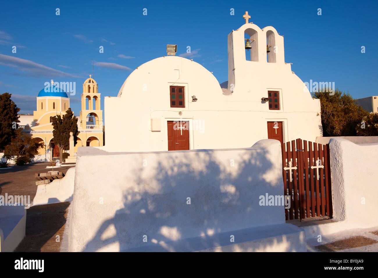 oia ( Ia ) Santorini orthodox churches - Greek Cyclades islands ...