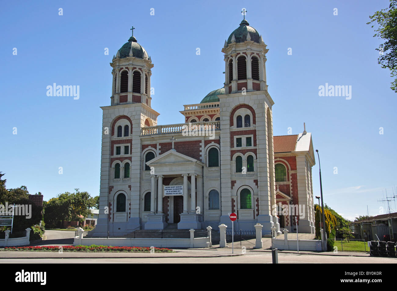 Nueva basilica hi-res stock photography and images - Alamy