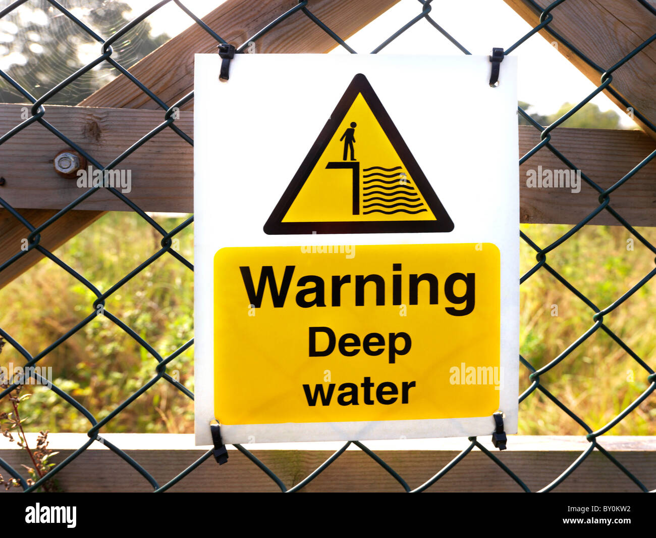 Warning deep water hi-res stock photography and images - Alamy