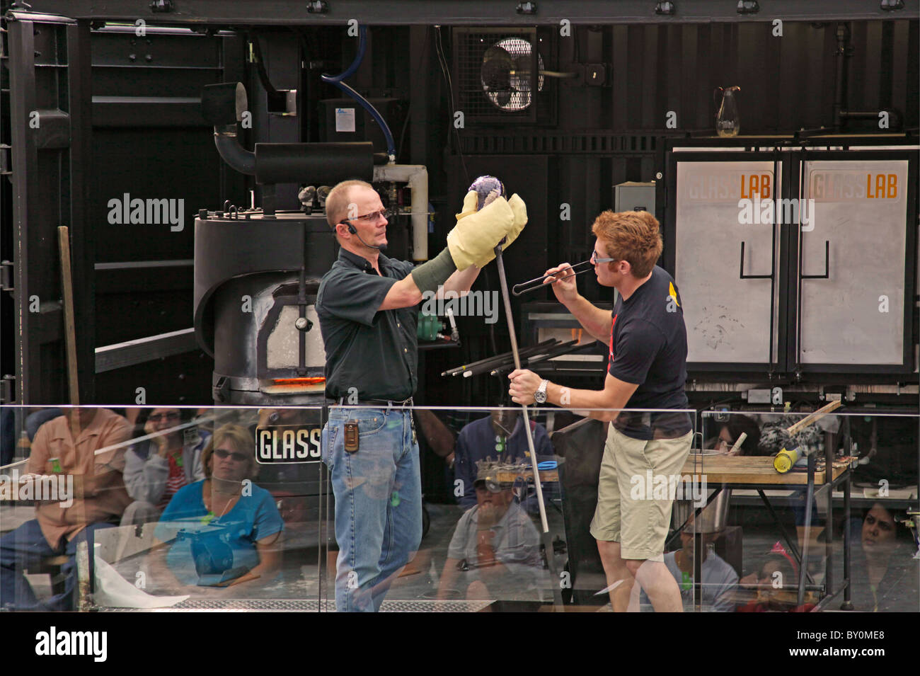 Glass blowing corning hi-res stock photography and images - Alamy