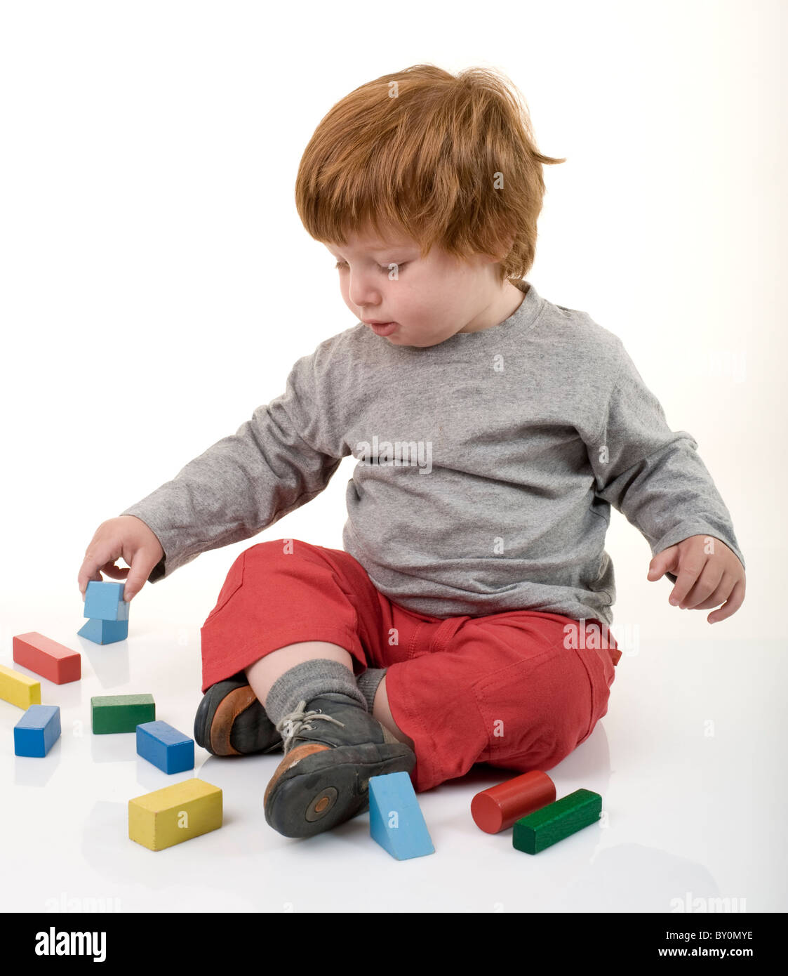 Red blocks hi-res stock photography and images - Alamy