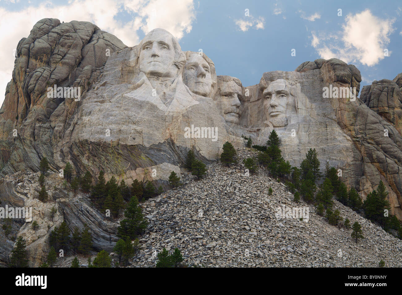 Low angle view mount rushmore hi-res stock photography and images - Alamy