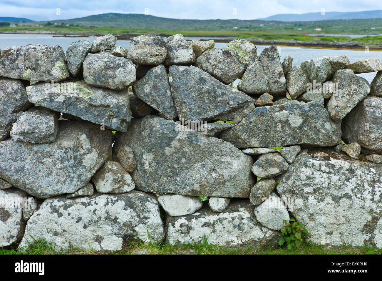 Connemara stone walls hi-res stock photography and images - Alamy