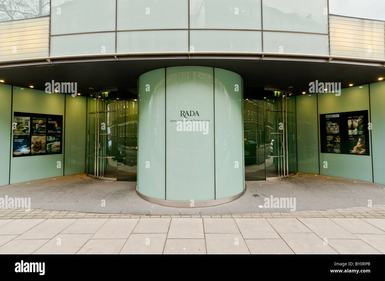 Royal academy of dramatic art hi-res stock photography and images - Alamy