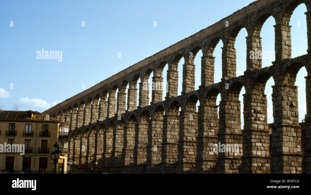 Elevated Roman Aquaduct High Resolution Stock Photography and Images - Alamy