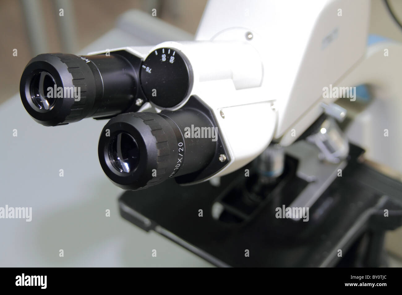 Microscope symbol hi-res stock photography and images - Alamy