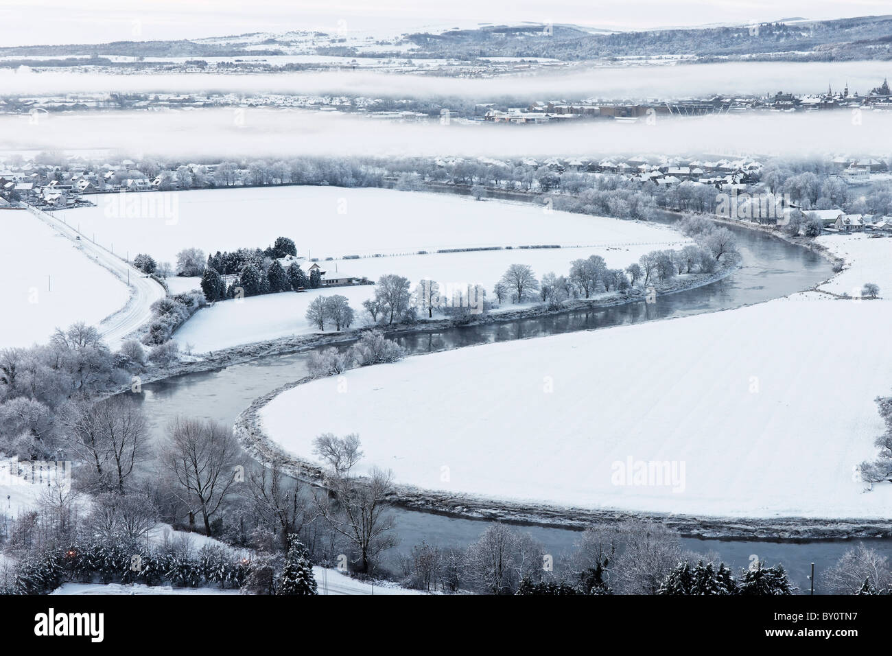 River meander uk hi-res stock photography and images - Alamy