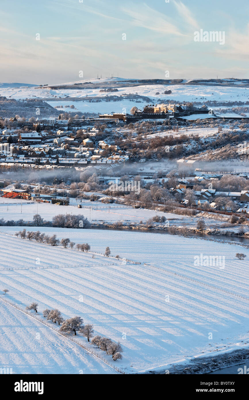 Stirling castle winter hi-res stock photography and images - Alamy