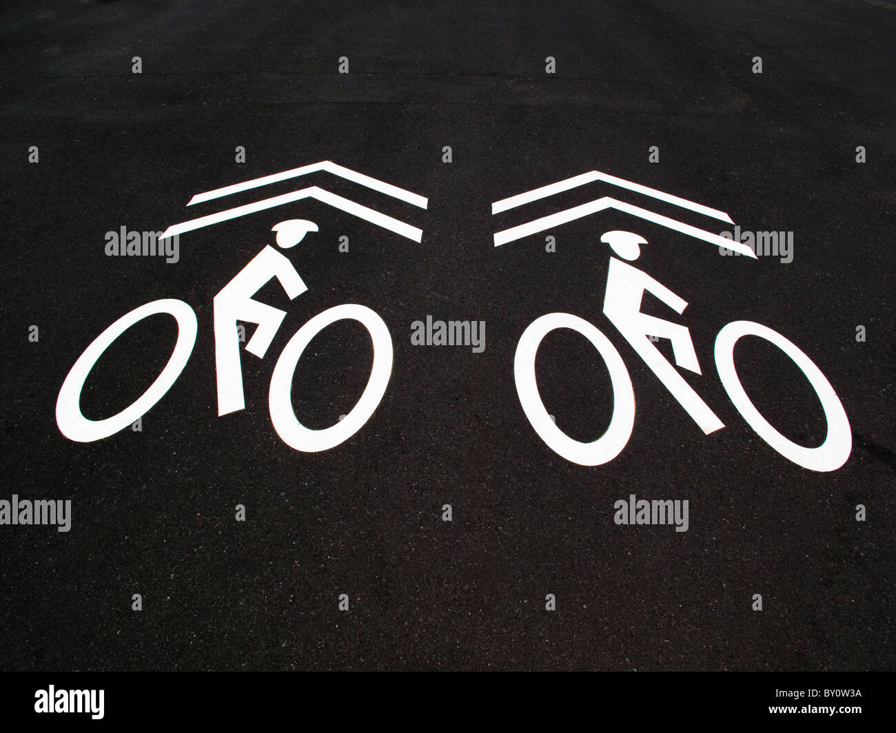 Traffic symbols hi-res stock photography and images - Alamy