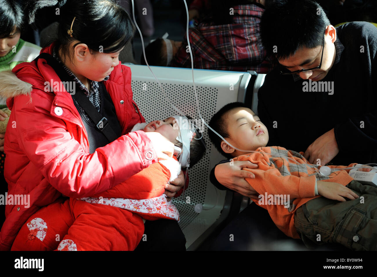 Chinese children receive transfusion at Children's Hospital in Beijing ...