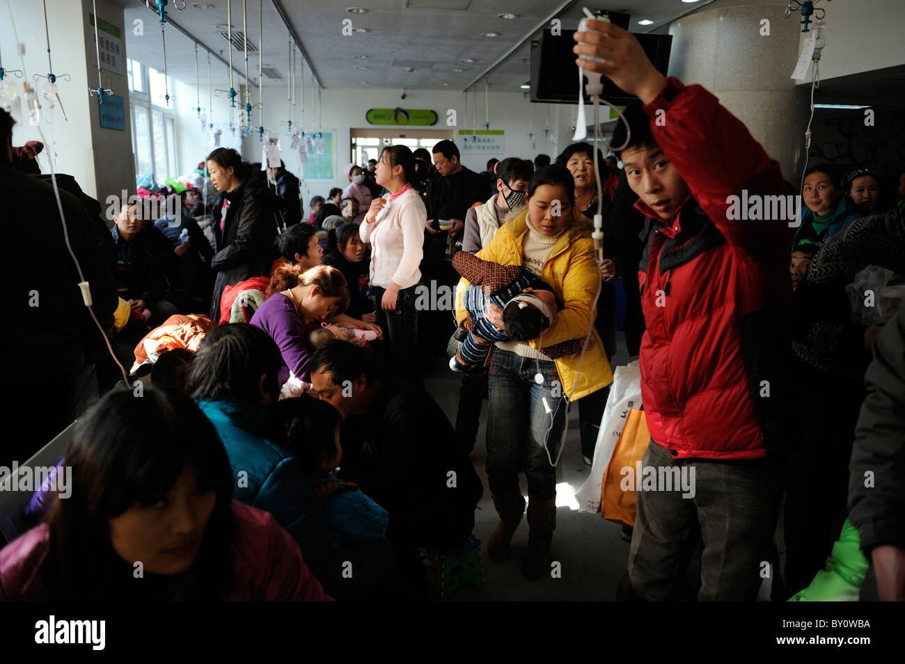 Chinese children receive transfusion at Children's Hospital in Beijing ...