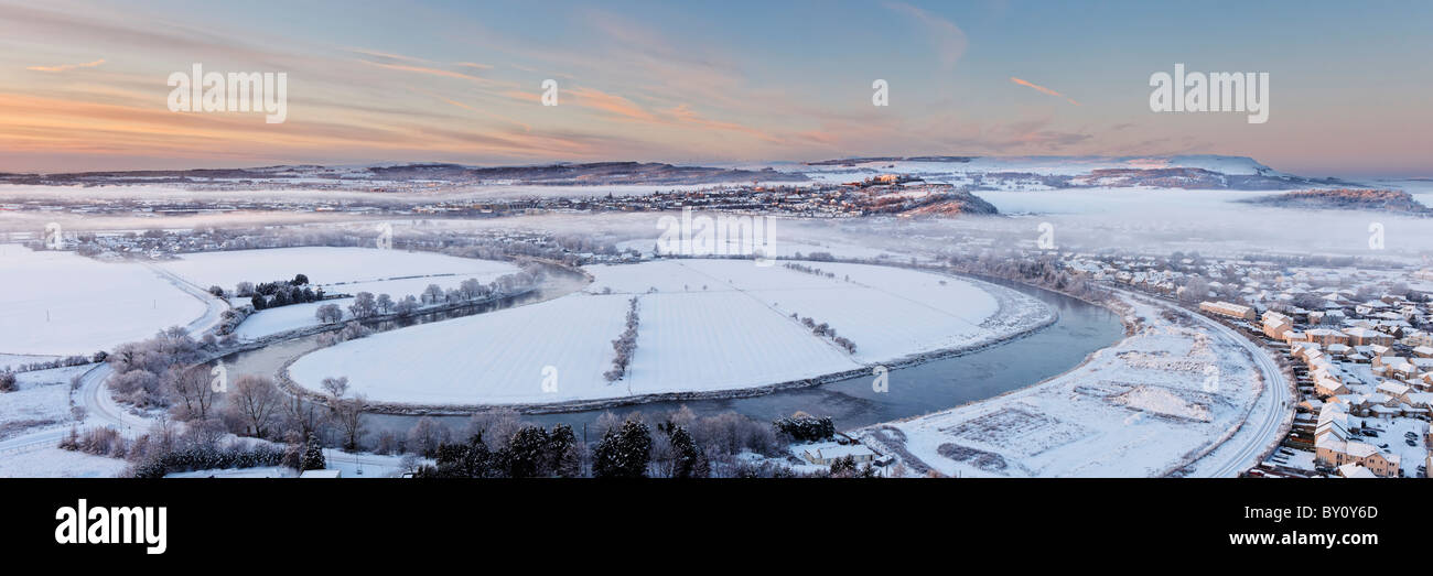 River meander uk hi-res stock photography and images - Alamy