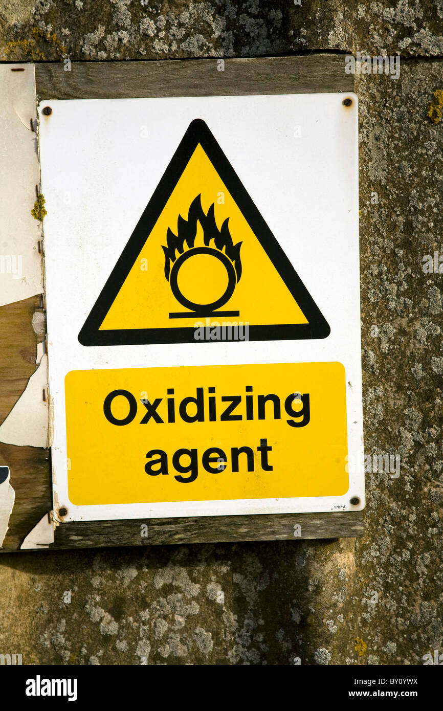 Sign Oxidizing Agent warning Stock Photo - Alamy