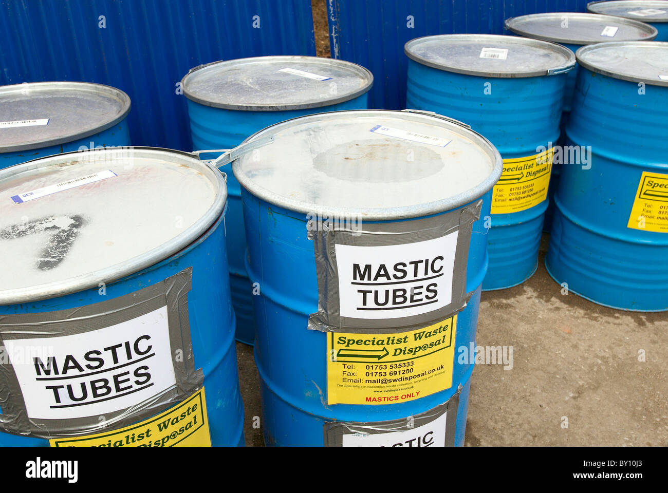 Construction and the environment hi-res stock photography and images ...