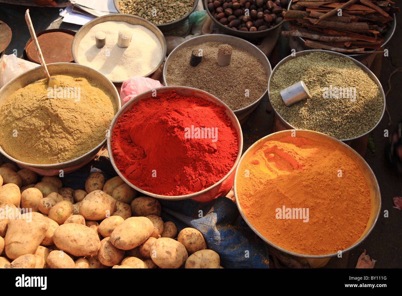 Bowls of cooking spices in Indian market Goa Stock Photo - Alamy
